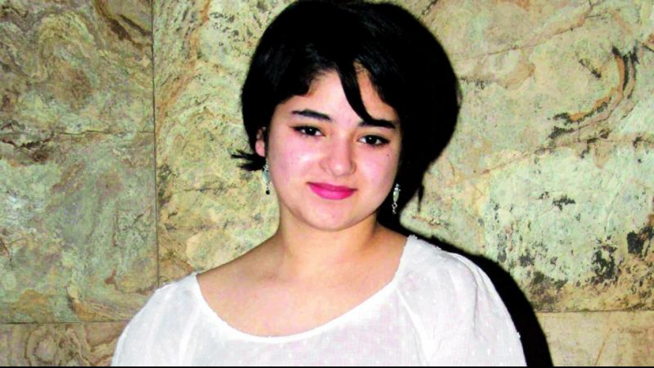 Dangal Girl Zaira Wasim Meets With An Unfortunate Accident After Her